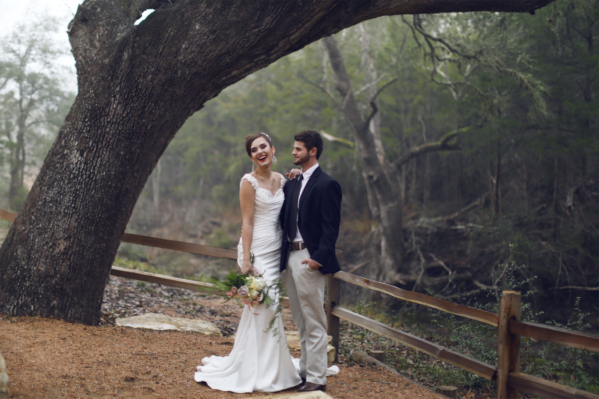 Brazos Valley Bride Magazine - Love & Lace Texas : Love & Lace Texas